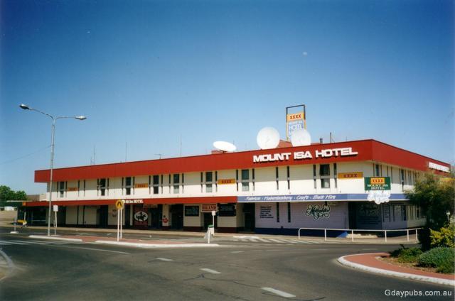 Isa Hotel in Mount Isa