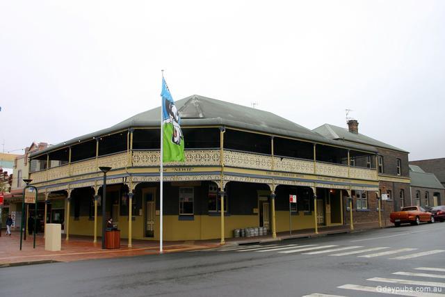 Hotels in Armidale