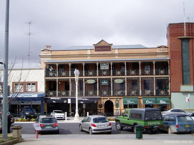 Former Royal Hotel in Bathurst